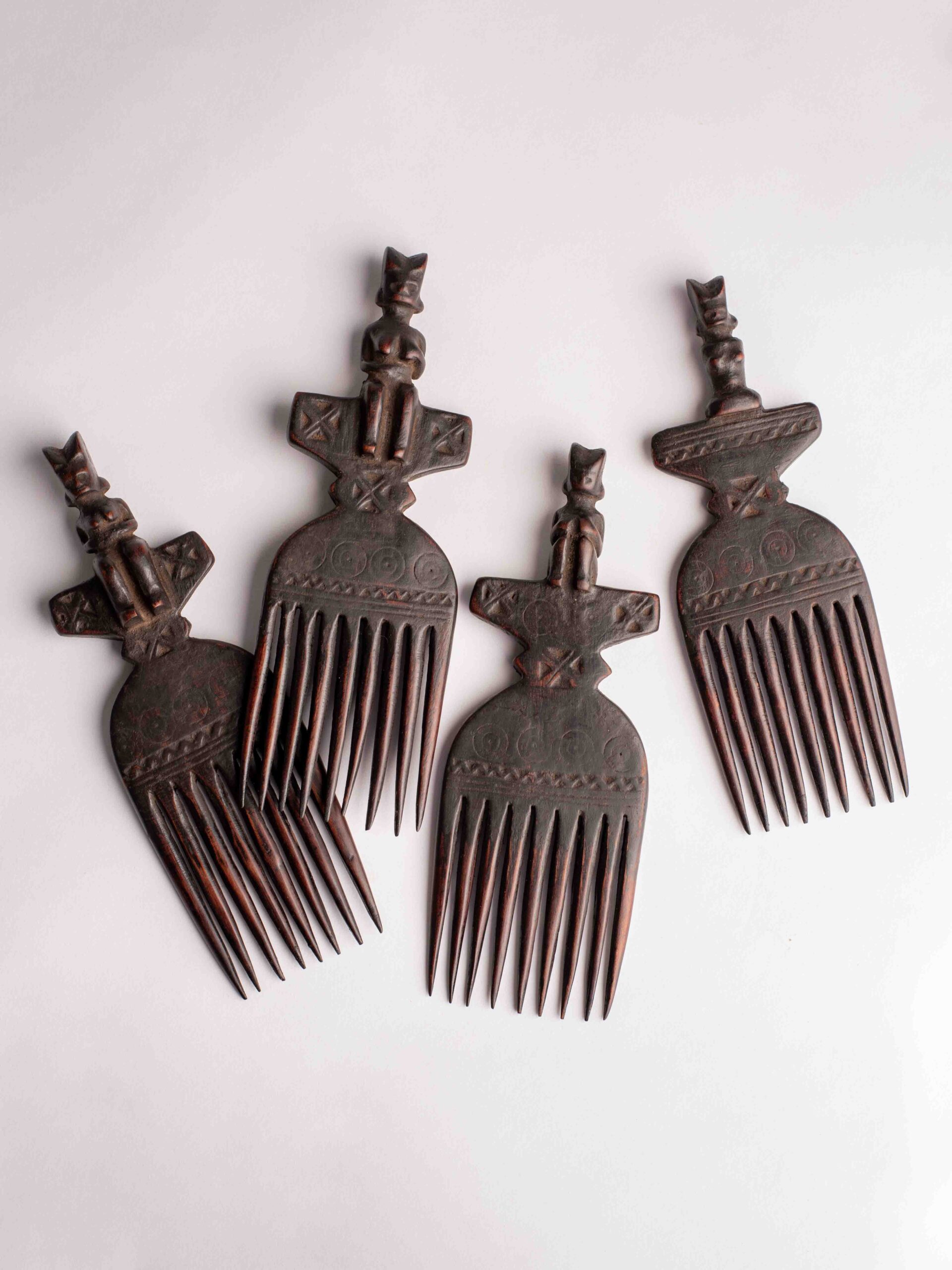 Tanzanian Old Combs - Anna Trzebinski