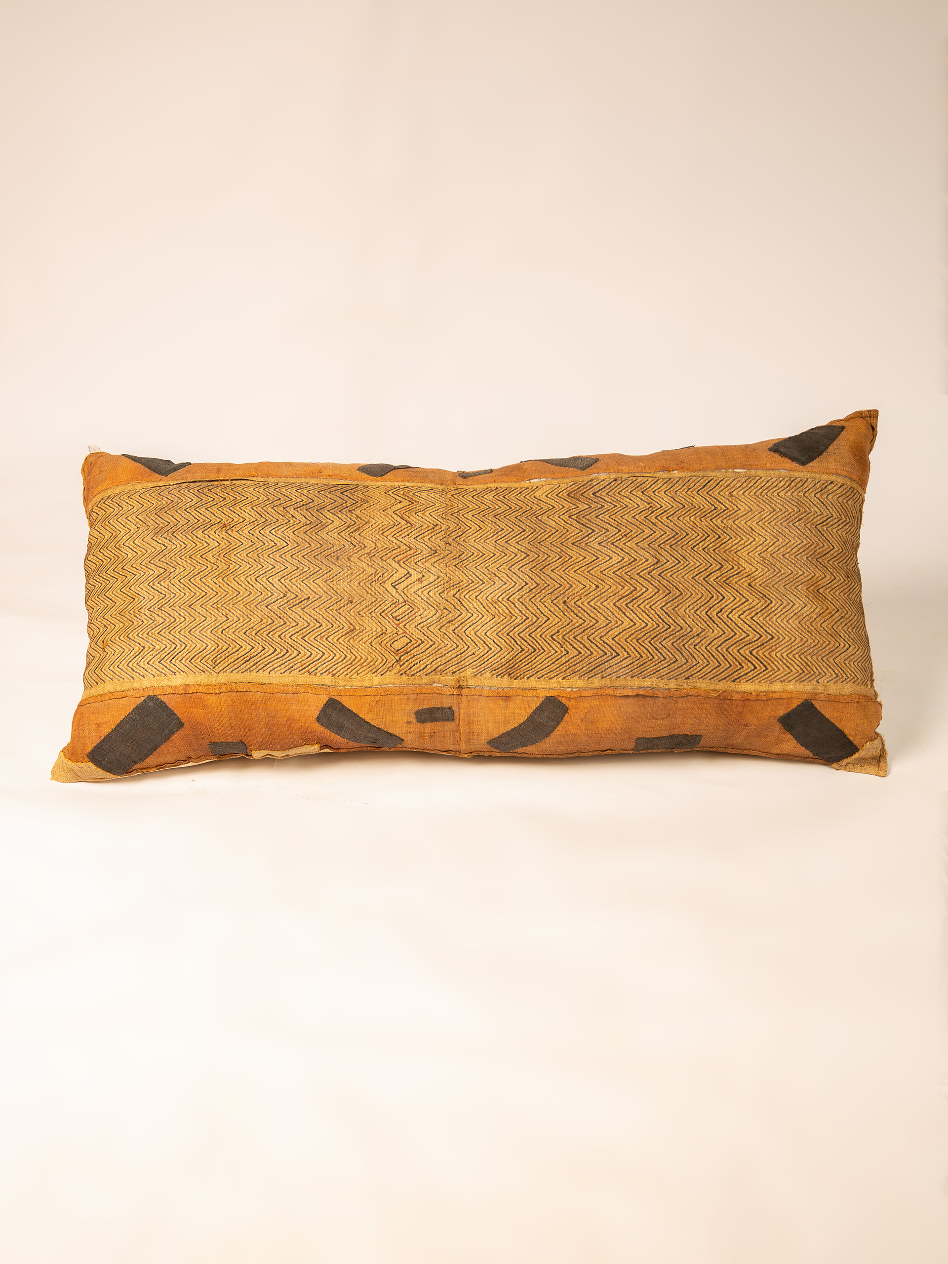 Bakuba Pillow - Anna Trzebinski